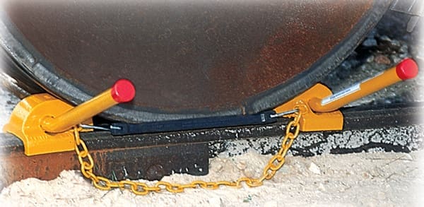 Wheel Chock Double 11" Handle Exposed Rail | HBI