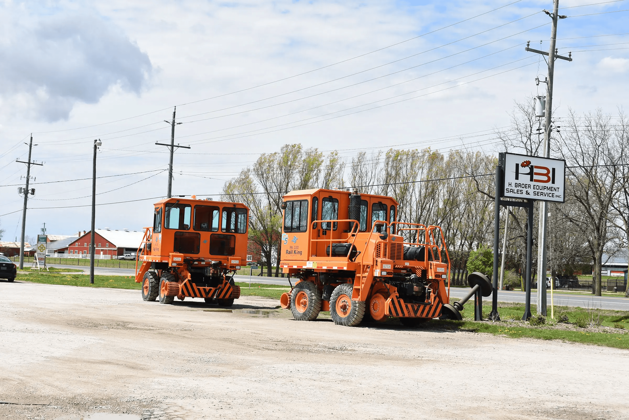 Rail‑King Equipment | HBI Canada Railcar Mover Supplier